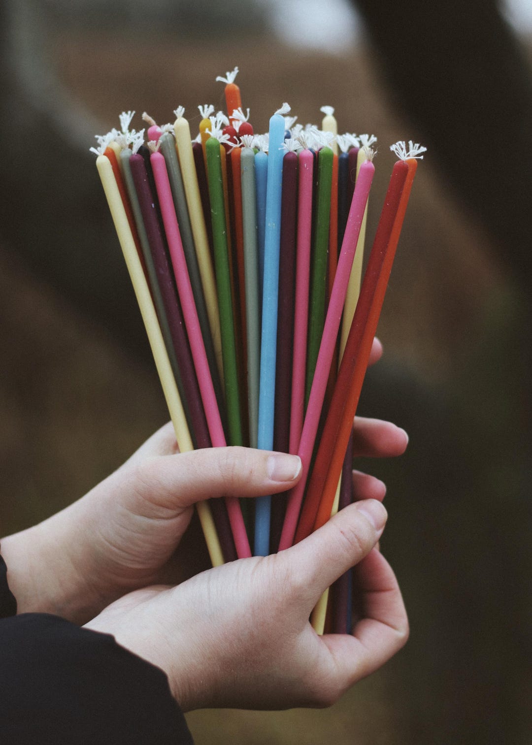 Set of 60 Thin Taper Candles - 12 Colors - Vibrant Home Décor - Cozy ...