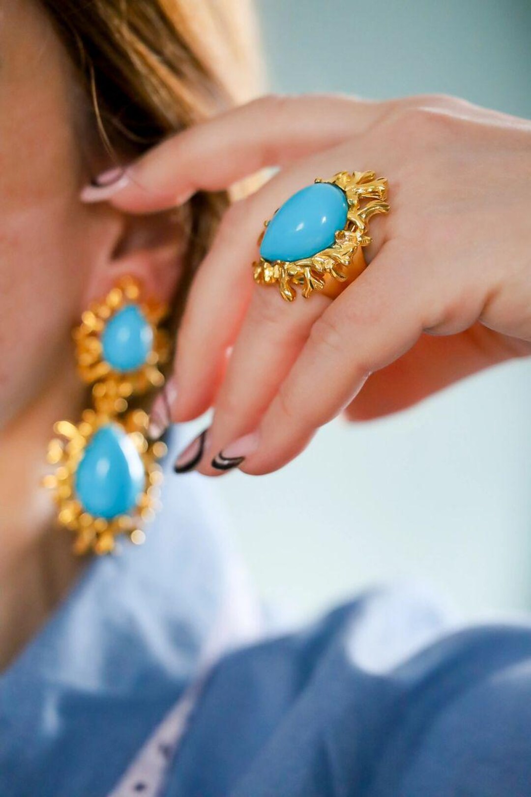 Kenneth Jay Lane 18k Gold Plated Turquoise Lucite Teardrop Ring - Etsy