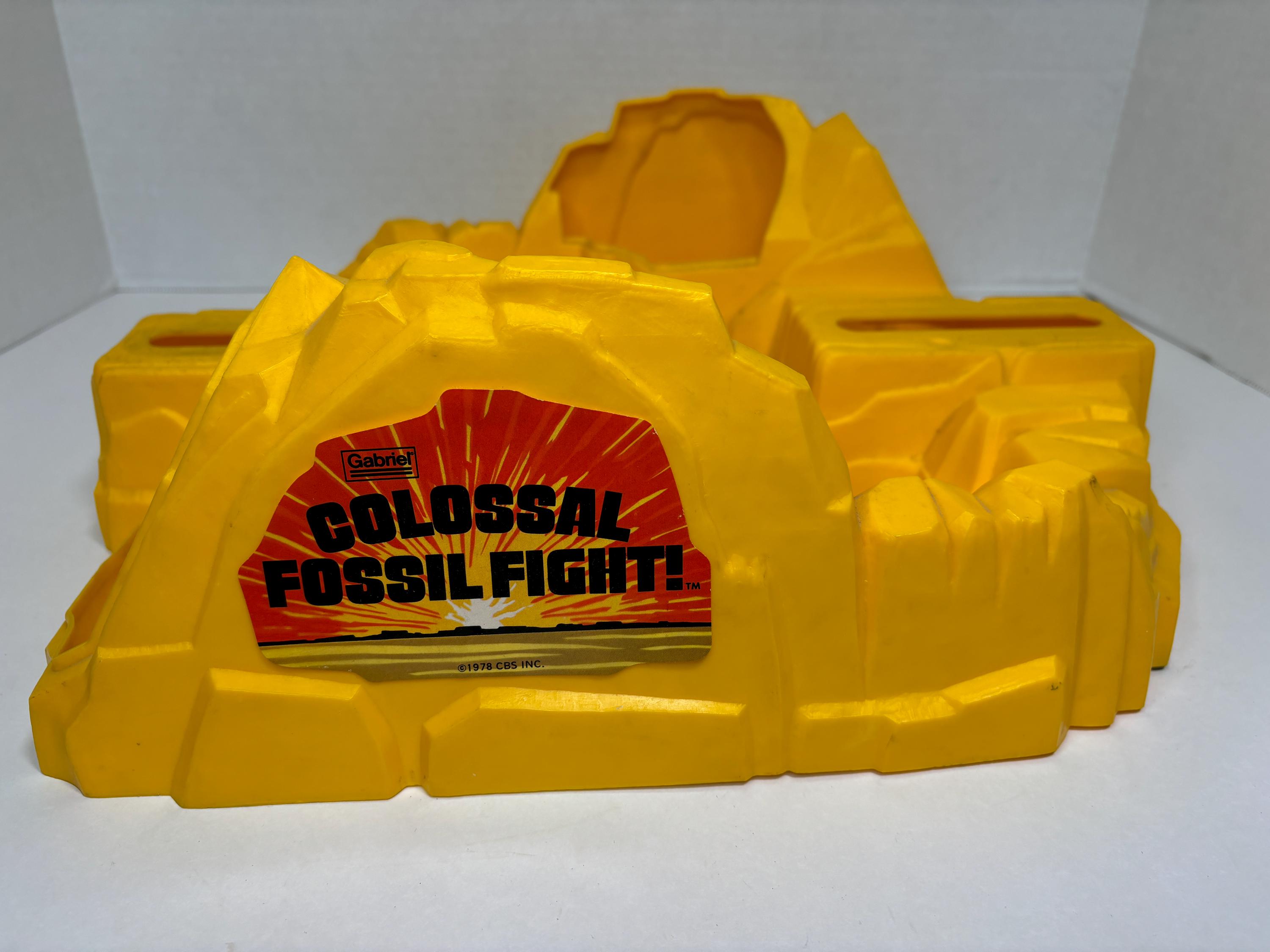 Old Vintage 1978 Colossal Fossil Fight Dinosaur Battle Rockem Sockem ...