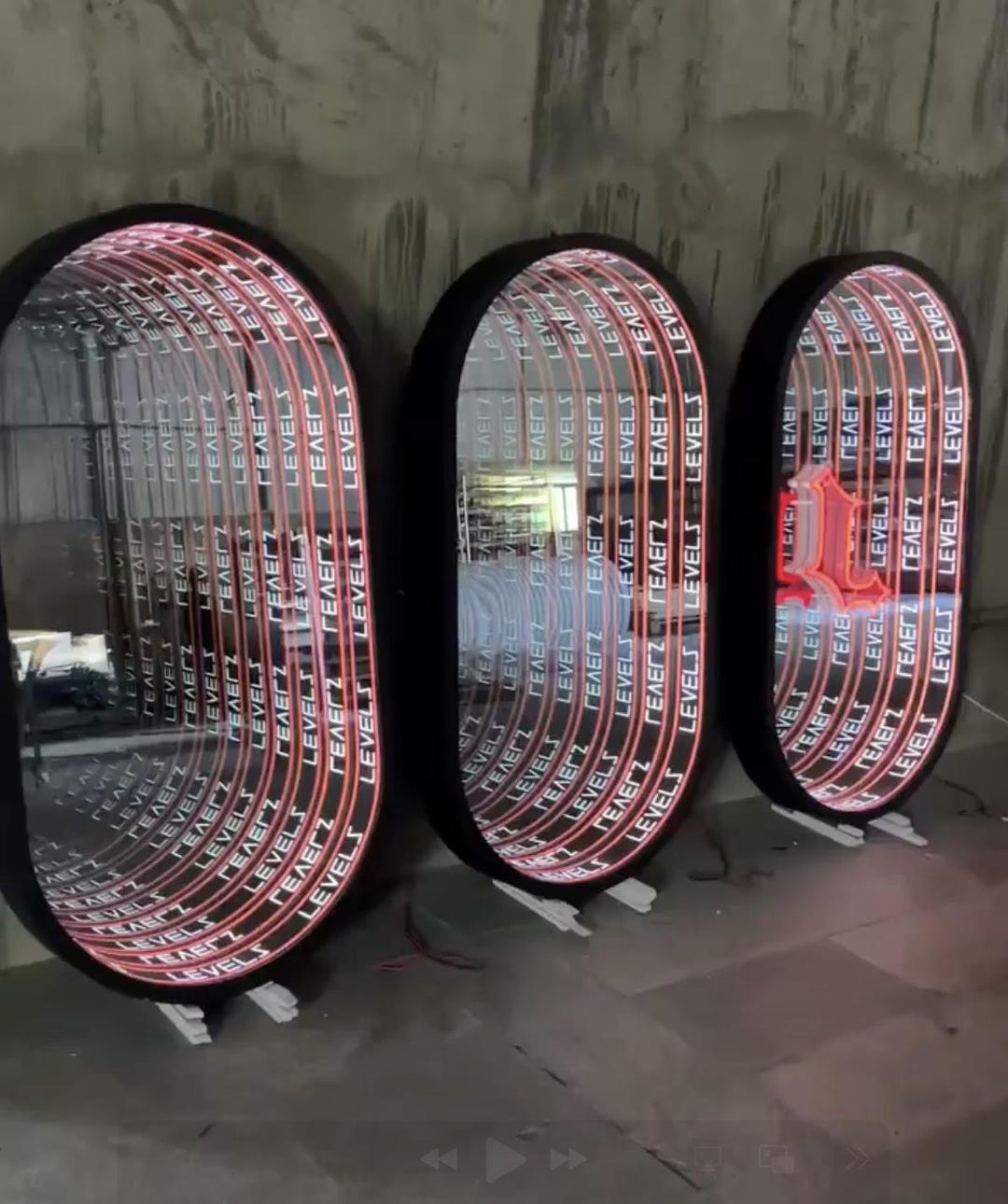 Custom Infinity Mirror | LED 3D Infinity Mirror Light up Sign | Modern ...