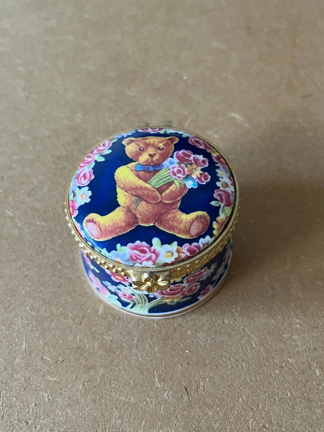 Fenton China Hinged Teddy Bear and Roses Trinket Box Collectable - Etsy