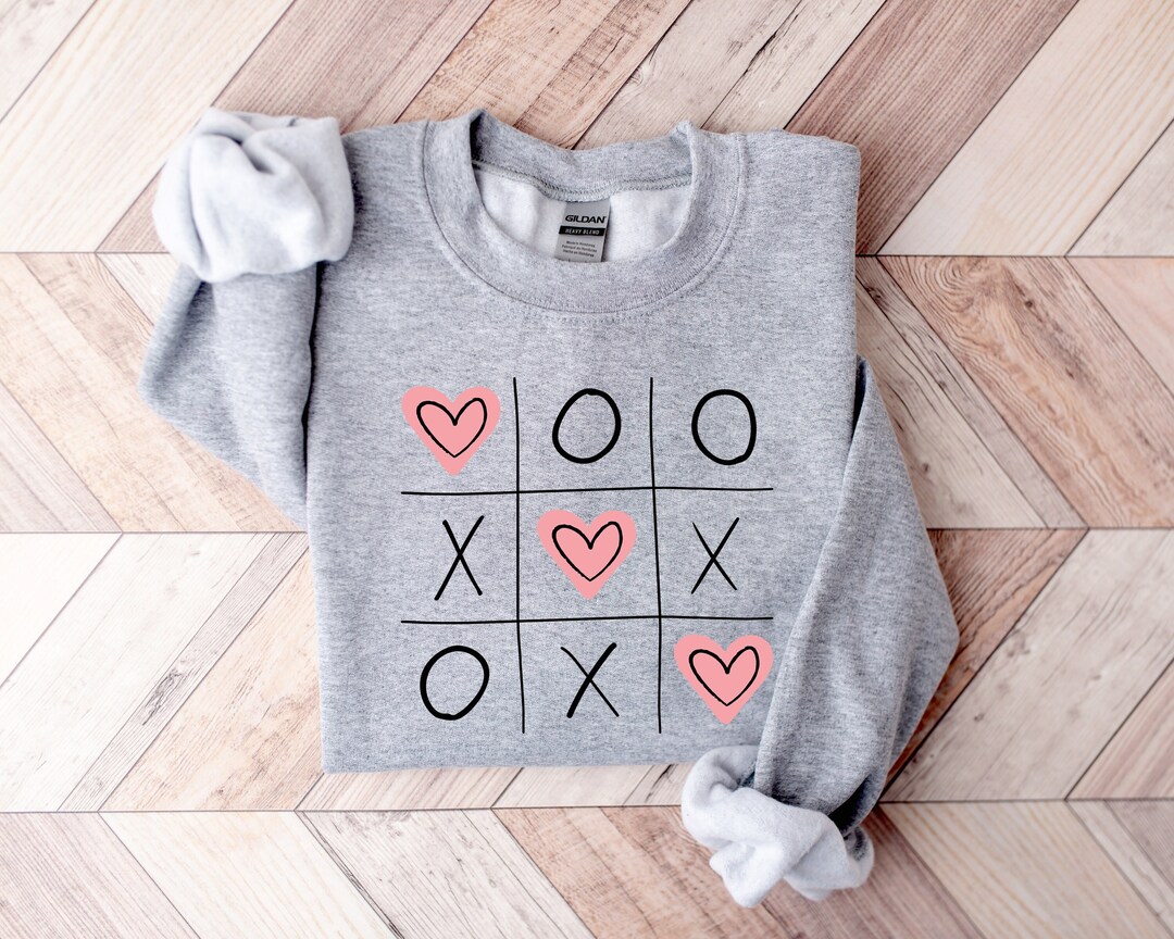 Valentine Sweatshirt XOXO Tic Tac Toe Valentines Shirts for Women Love Hearts Cute Crewneck ...