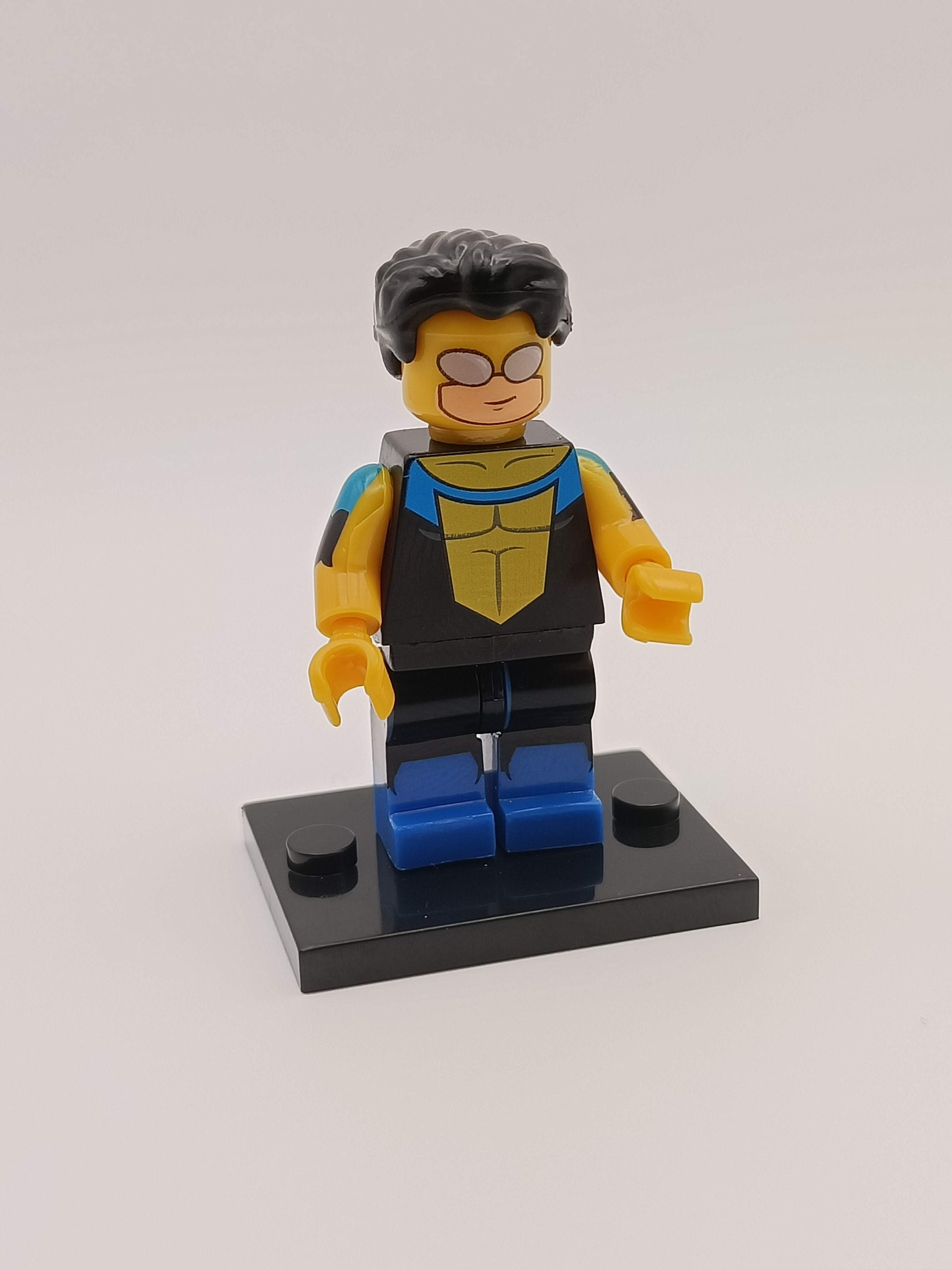 Omni Man / Invincible Clamp Building Block Custom Minifigure MOC - Etsy