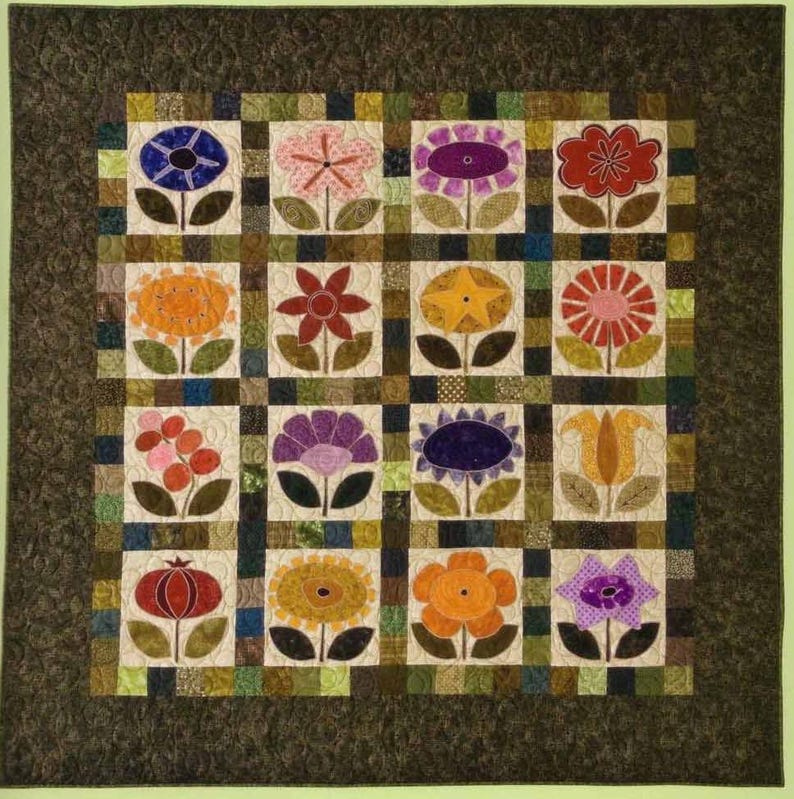 Floral Motif Garden Wall Quilt PDF VINTAGE PATTERN | Square Duvet ...