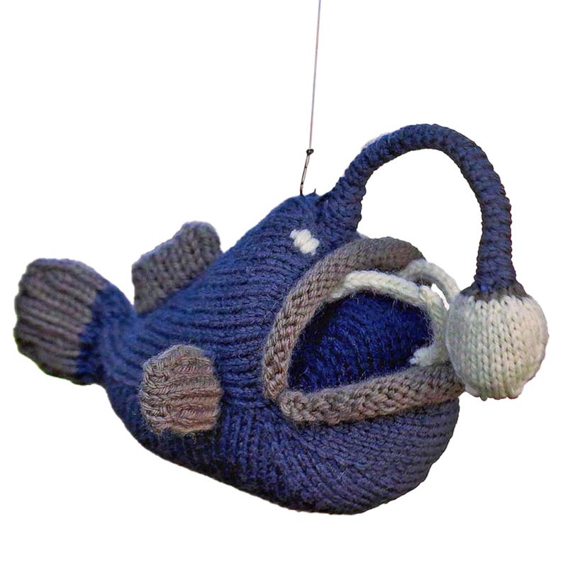 Vintage Stuffed Toys KNITTING Pattern Black-devil Anglerfish Amigurumi ...