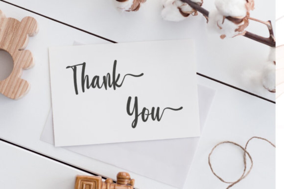 Ahstray Font, Swirly Font, Display Font, Signature Font, Modern Playful ...