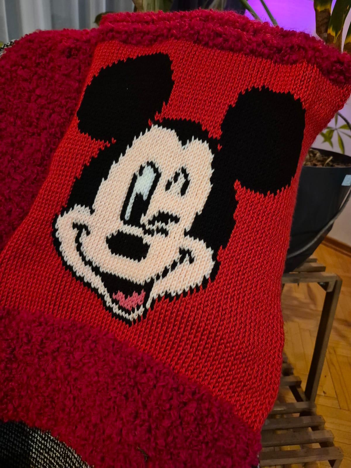 Minnie-mickey Mouse Figured Scarf , Gift for Christmas - Etsy