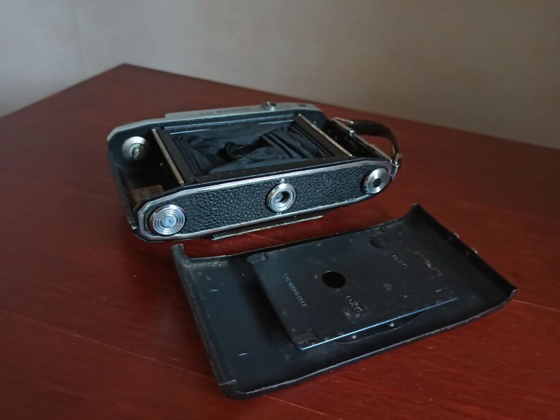 Moskva-5 moscow 5 Vintage Folding Camera Leather Ever Ready Case USSR ...