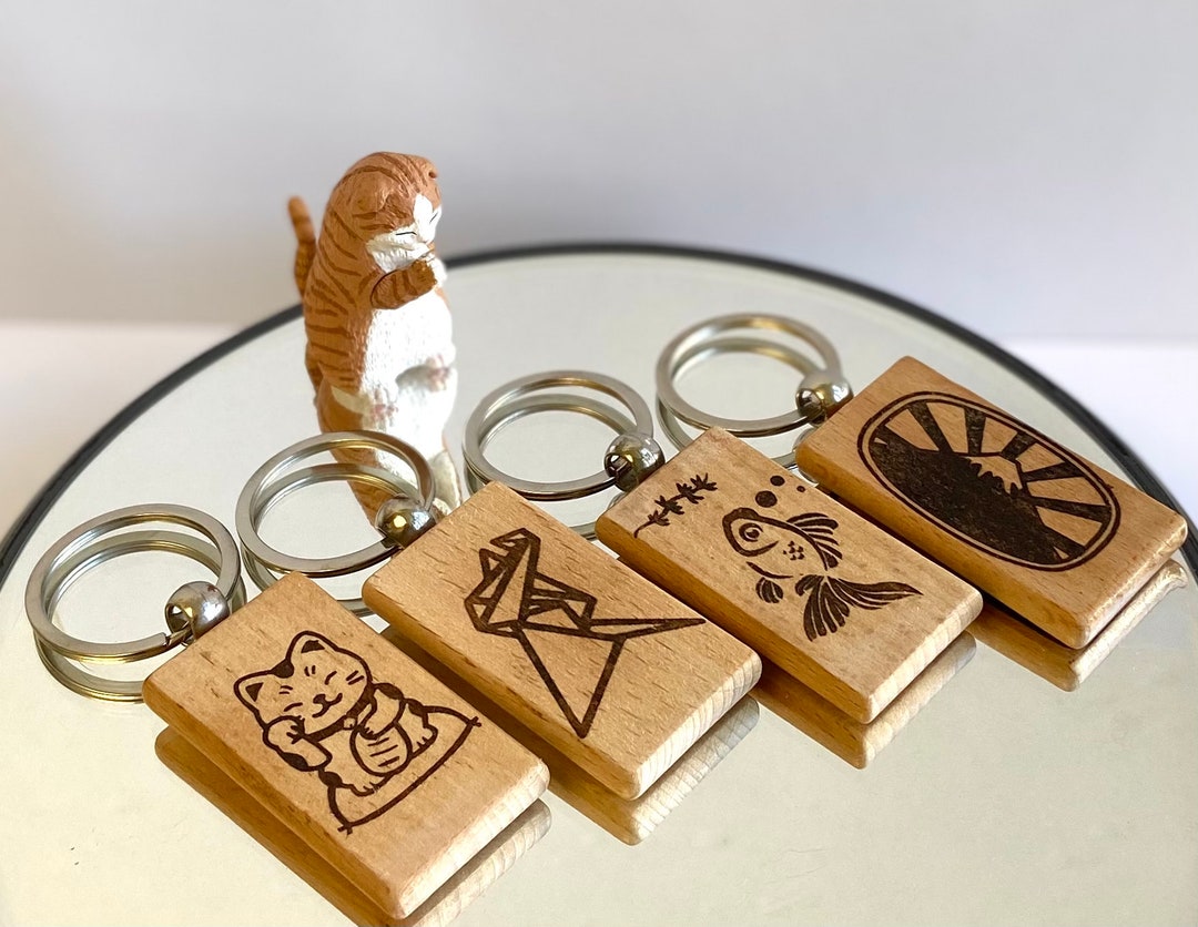 Japanese Designed Wooden Keychain personalized Keychain - Etsy