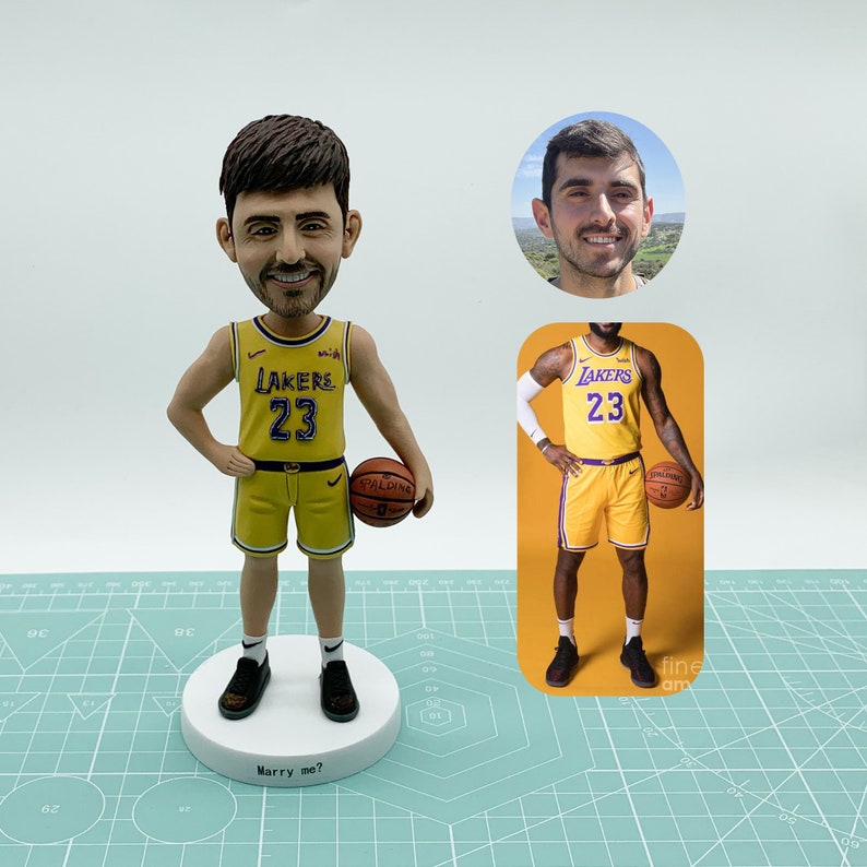 Custom Basketball Player Bobbleheads,personalized Custom Athlete ...