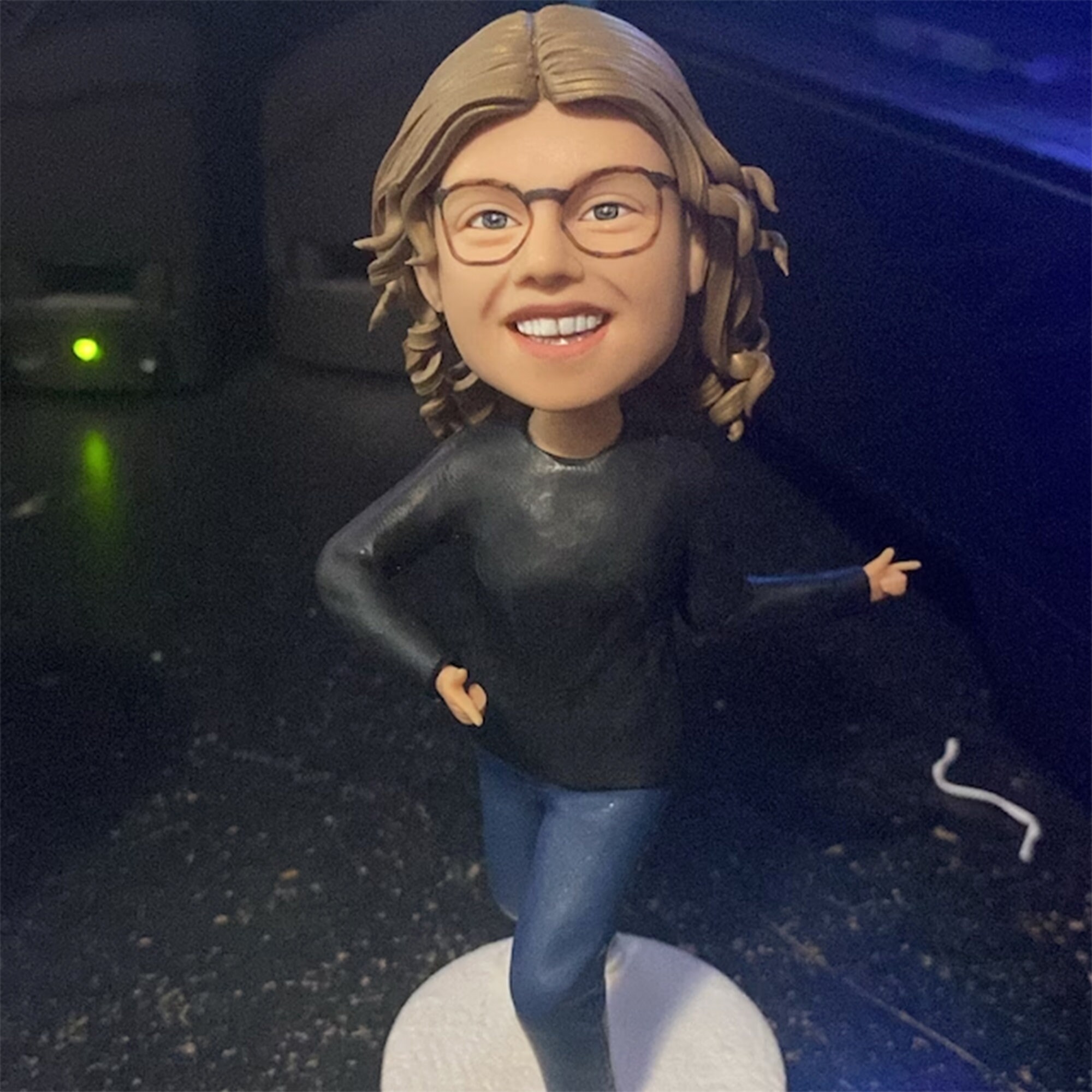 Custom Girlfriend Bobbleheads, Personalised Girls Bobbleheads, Birthday ...