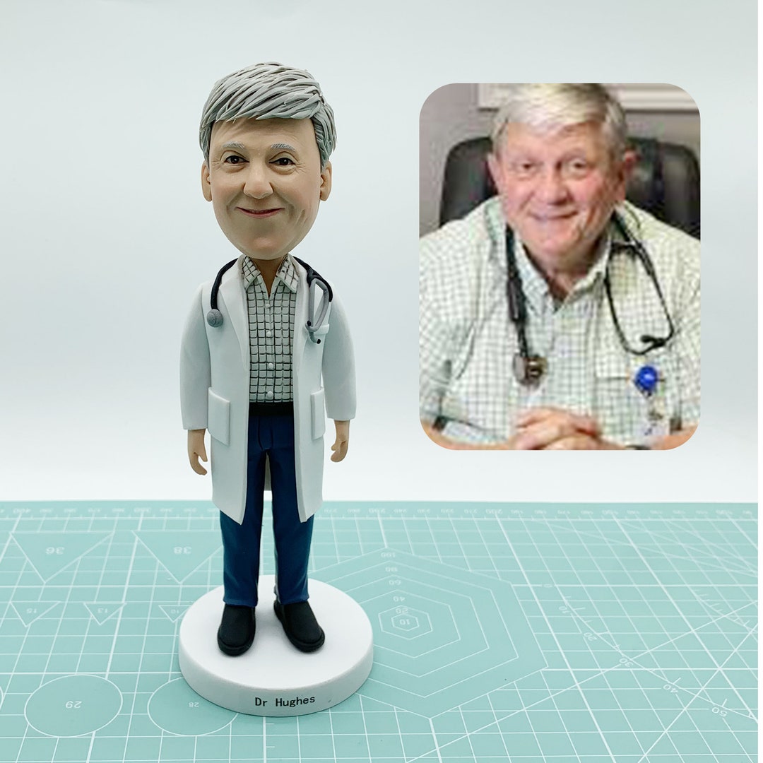 Custom Doctor Bobbleheads,personalized Custom Doctor Bobblehead Gifts,medical School Graduation ...