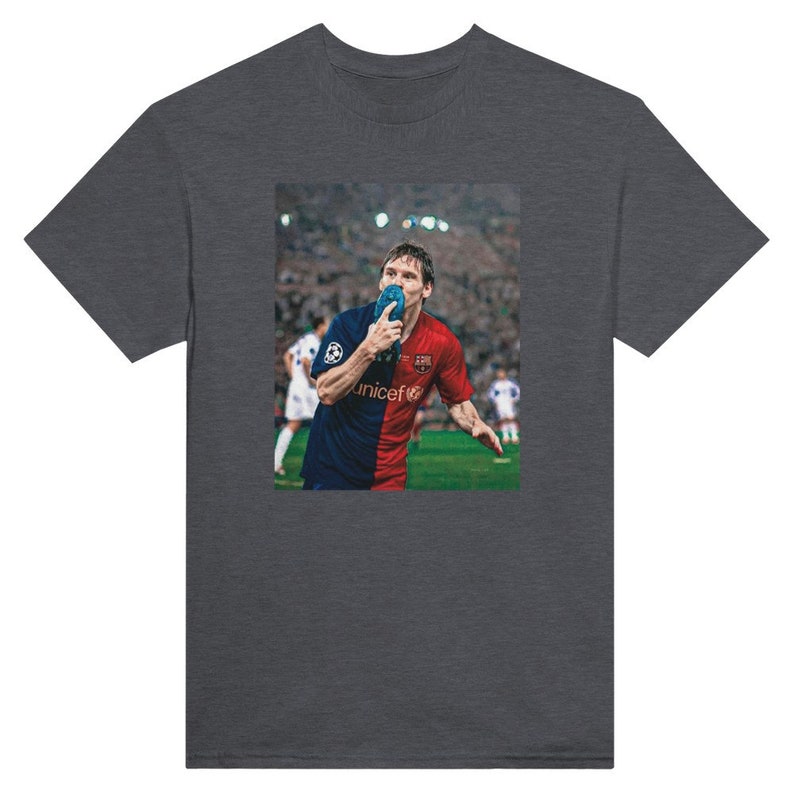 Football T-shirt Lionel Messi Heavyweight Unisex Crewneck - Etsy