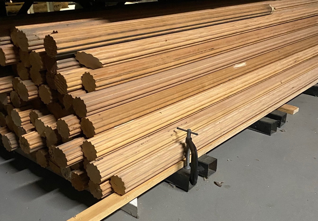 2-1/4" Diameter Unfinished Reeded Wood Curtain Drapery Rod, 48in (4ft ...