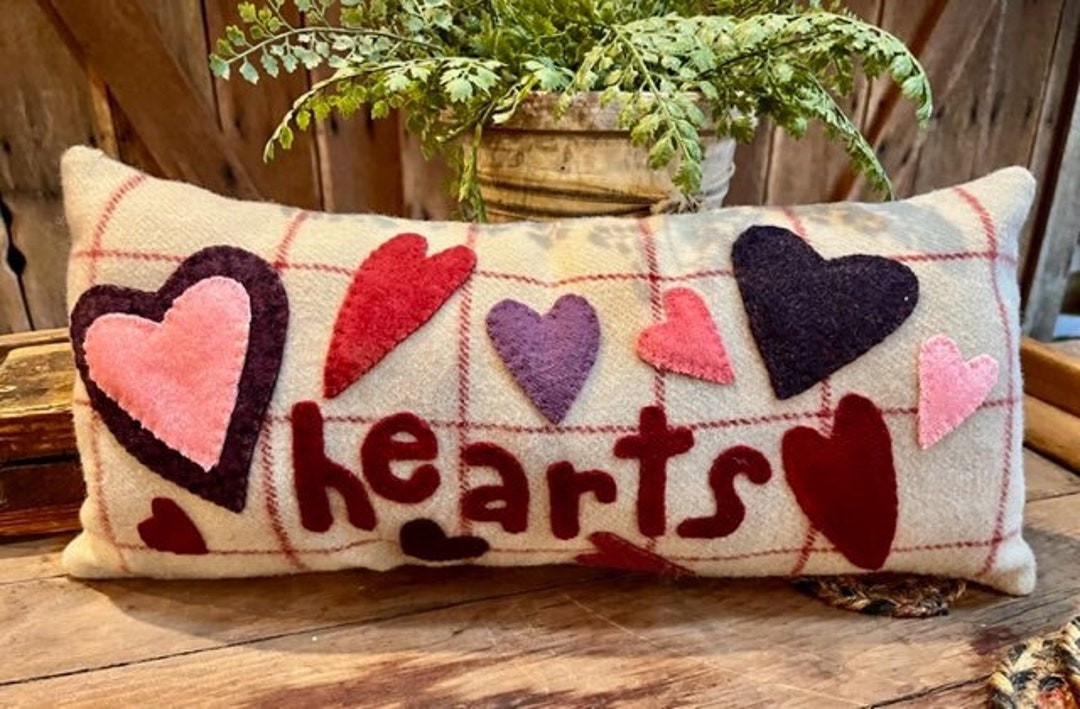 Handmade hearts 100% Wool Pillow - Etsy