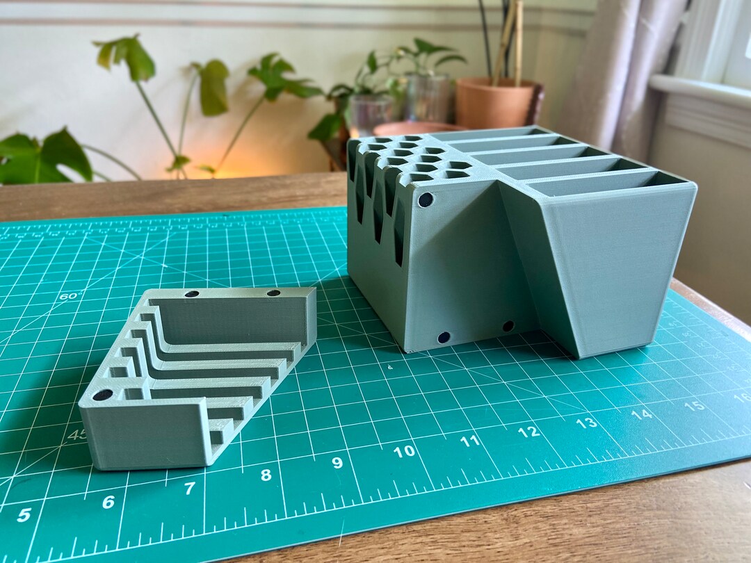 BLEMISHED Gundam/model Kit Tool Organizer and Sprue Holder - Etsy