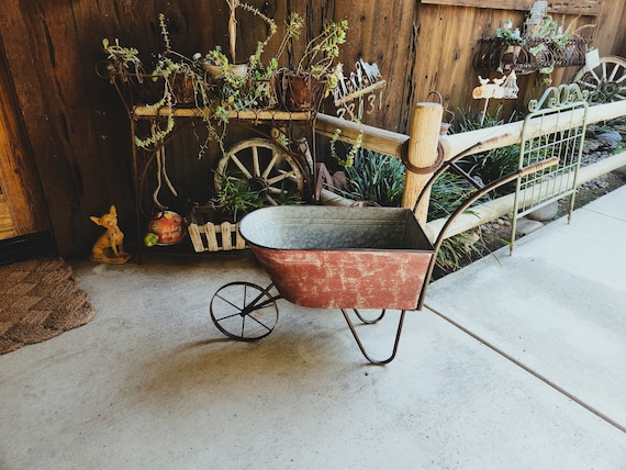 2 Piece Metal Antique Wheelbarrow Planters Etsy Australia