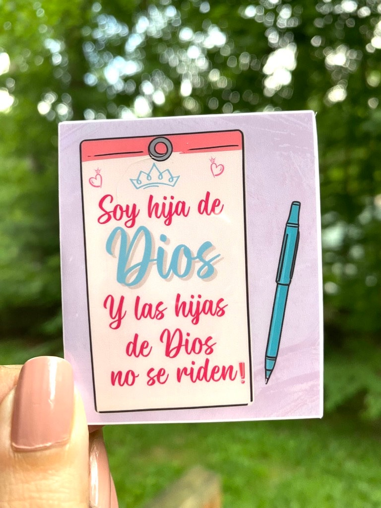 Soy Hija De Dios Y Las Hijas De Dios No Se Rinden Sticker, Inspirational Sticker, Christian ...