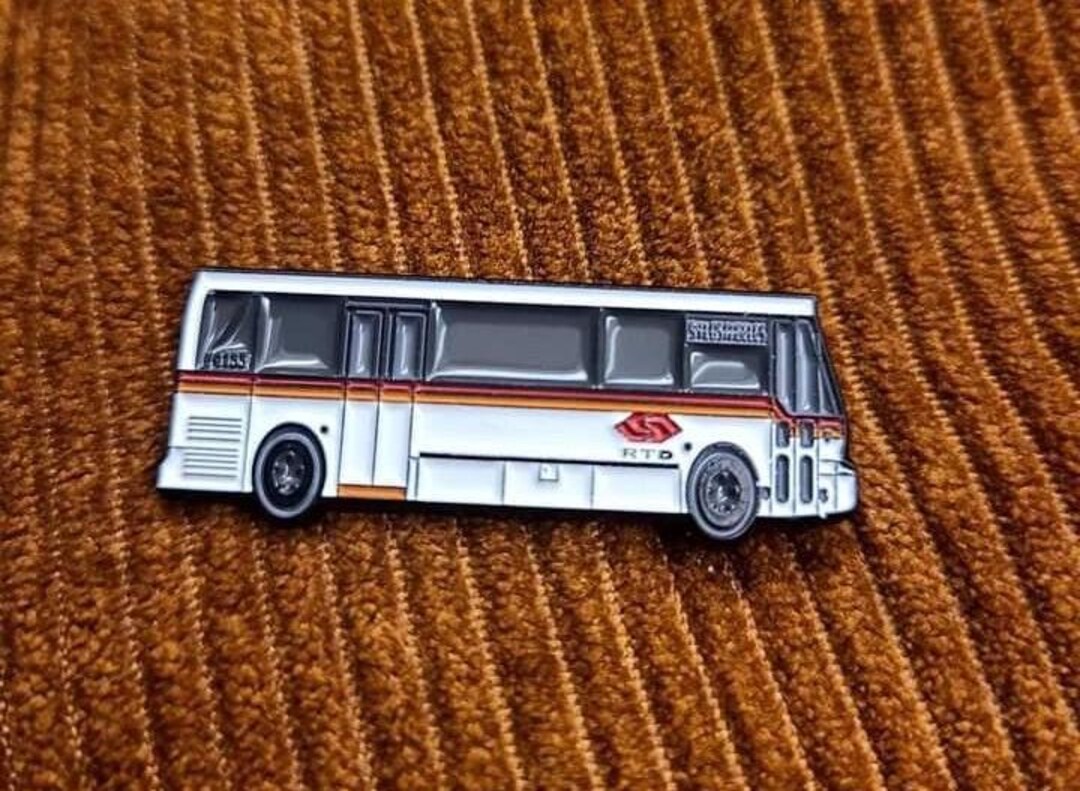 Los Angeles Enamel Pin Transit City Bus Enamel Backpack Pin Graffiti ...