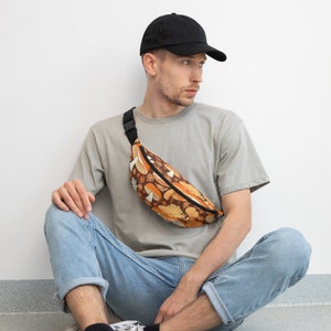 Mushroom Fanny Pack, Fungi Waist Bag, Forest Inspired Hip Pouch ...