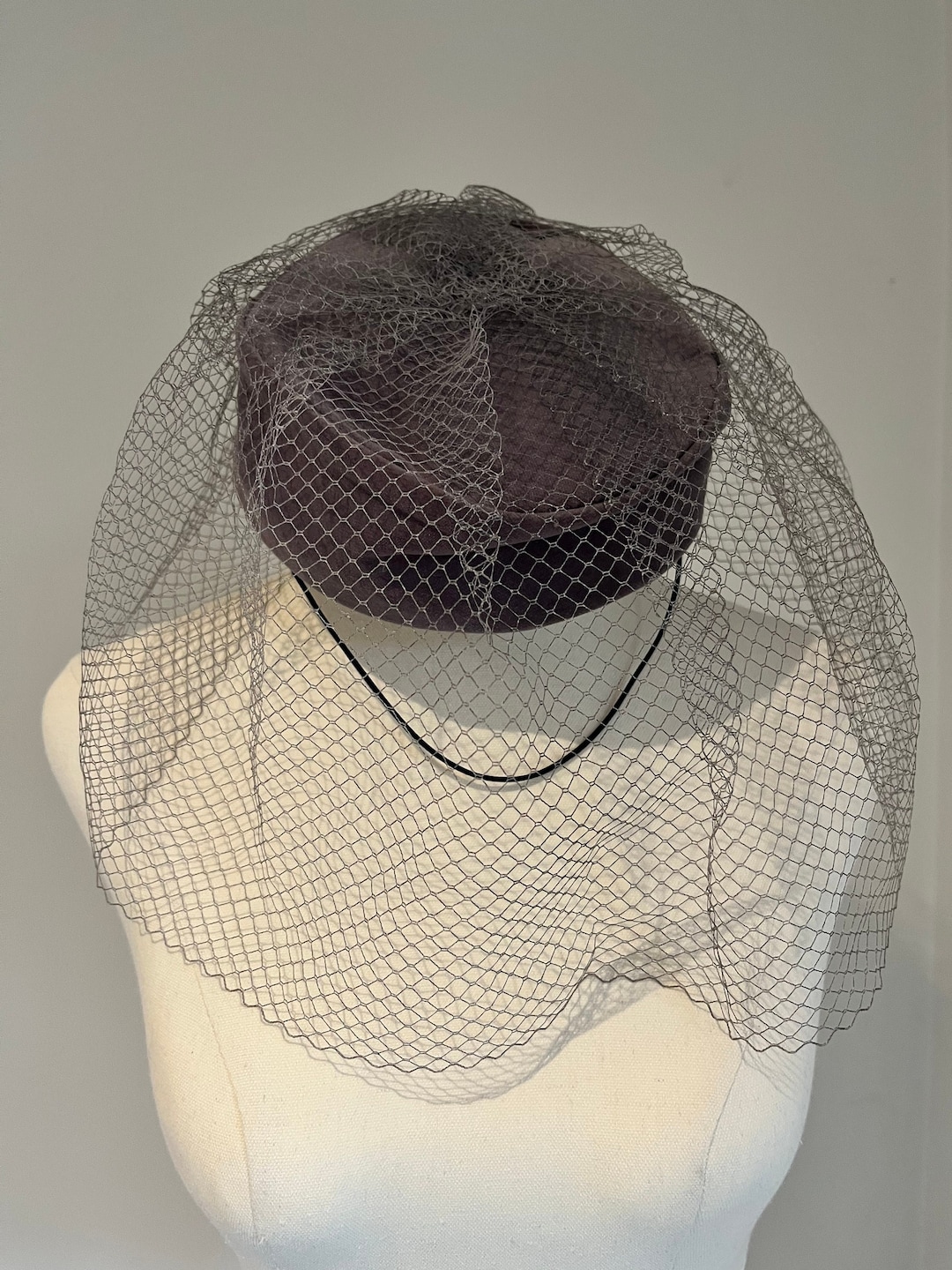 1940's Pillbox Hat With Full Face Veil - Etsy