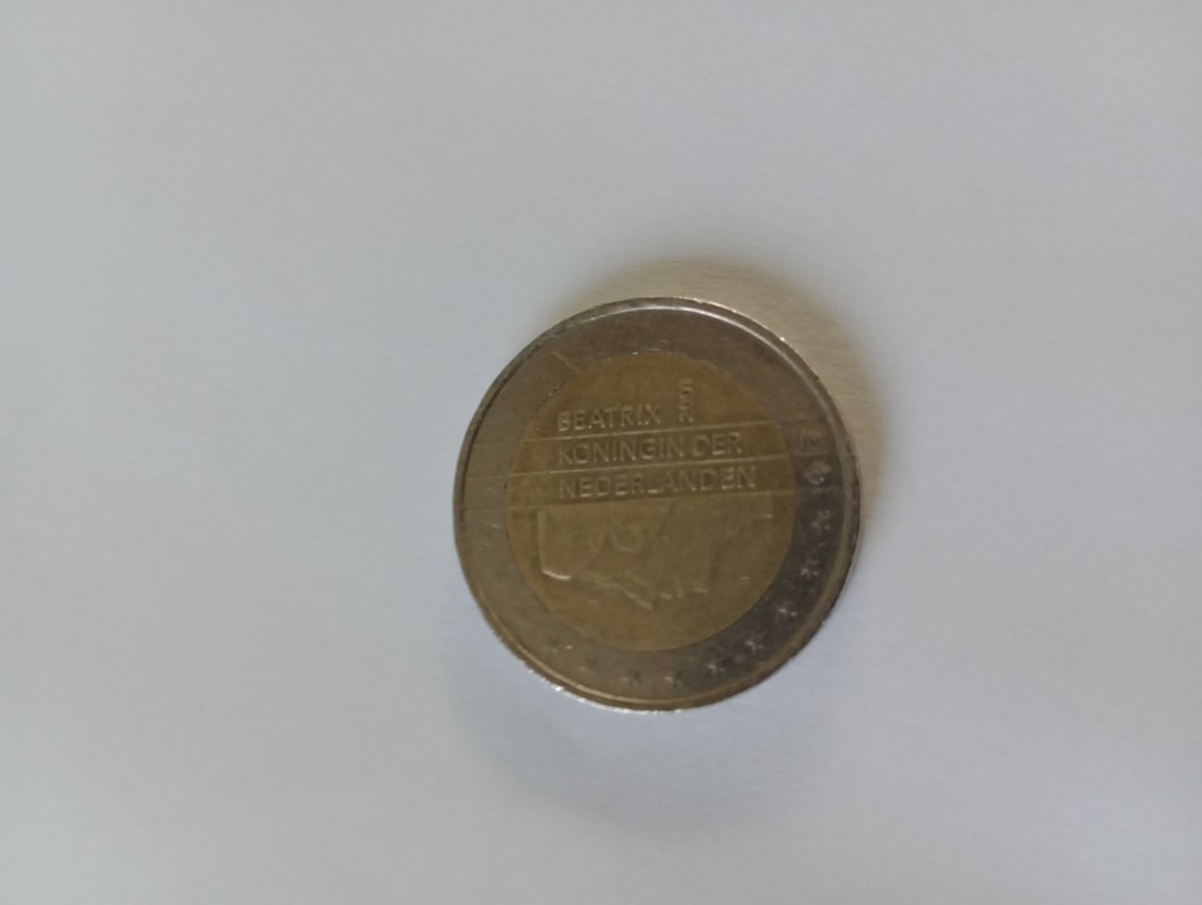 2 Euro Coin Beatrix Queen of the Netherlands 2001 - Etsy