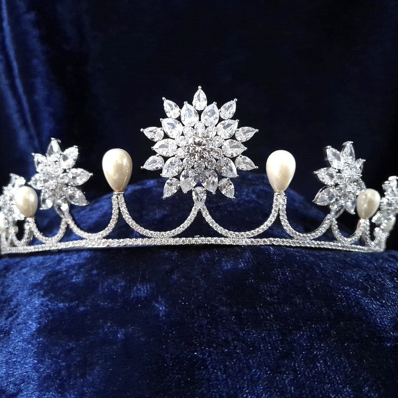 Snowflake Tiara - Etsy