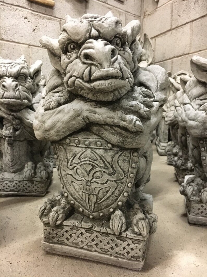 Pair of Gargoyles Sculpture Stone Guardian Statue Grotesque Devil ...
