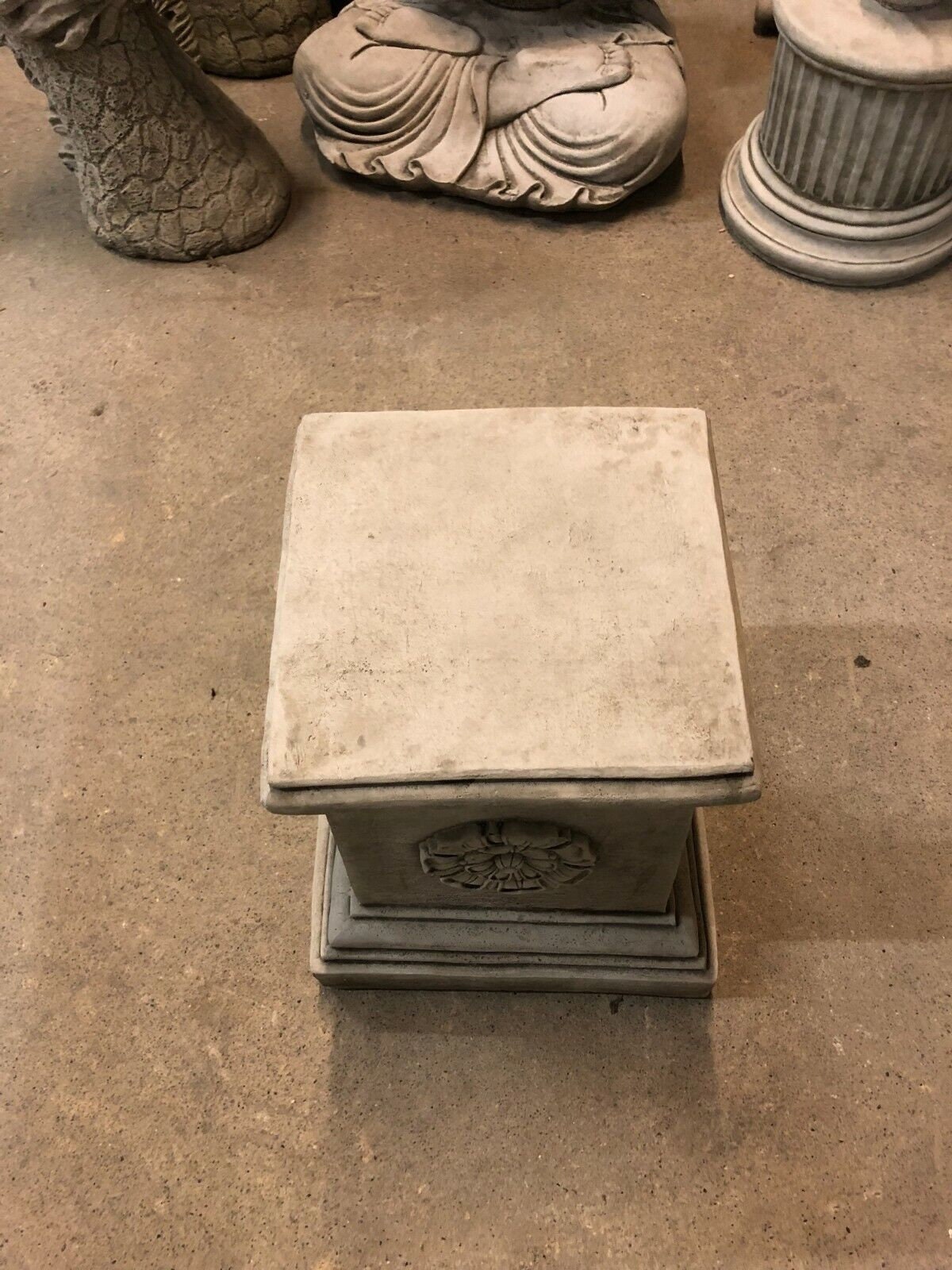 Yorkshire Rose Plinth Stone Flower Stand Concrete Square Pedestal ...