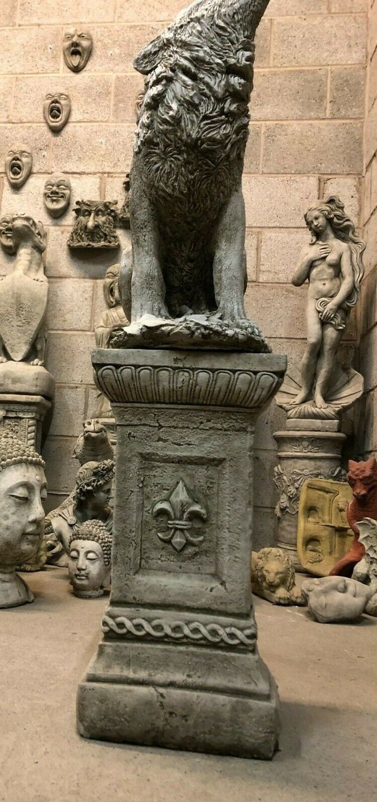 Howling Wolf on Plinth Statue Cement Sculpture Concrete Predator ...