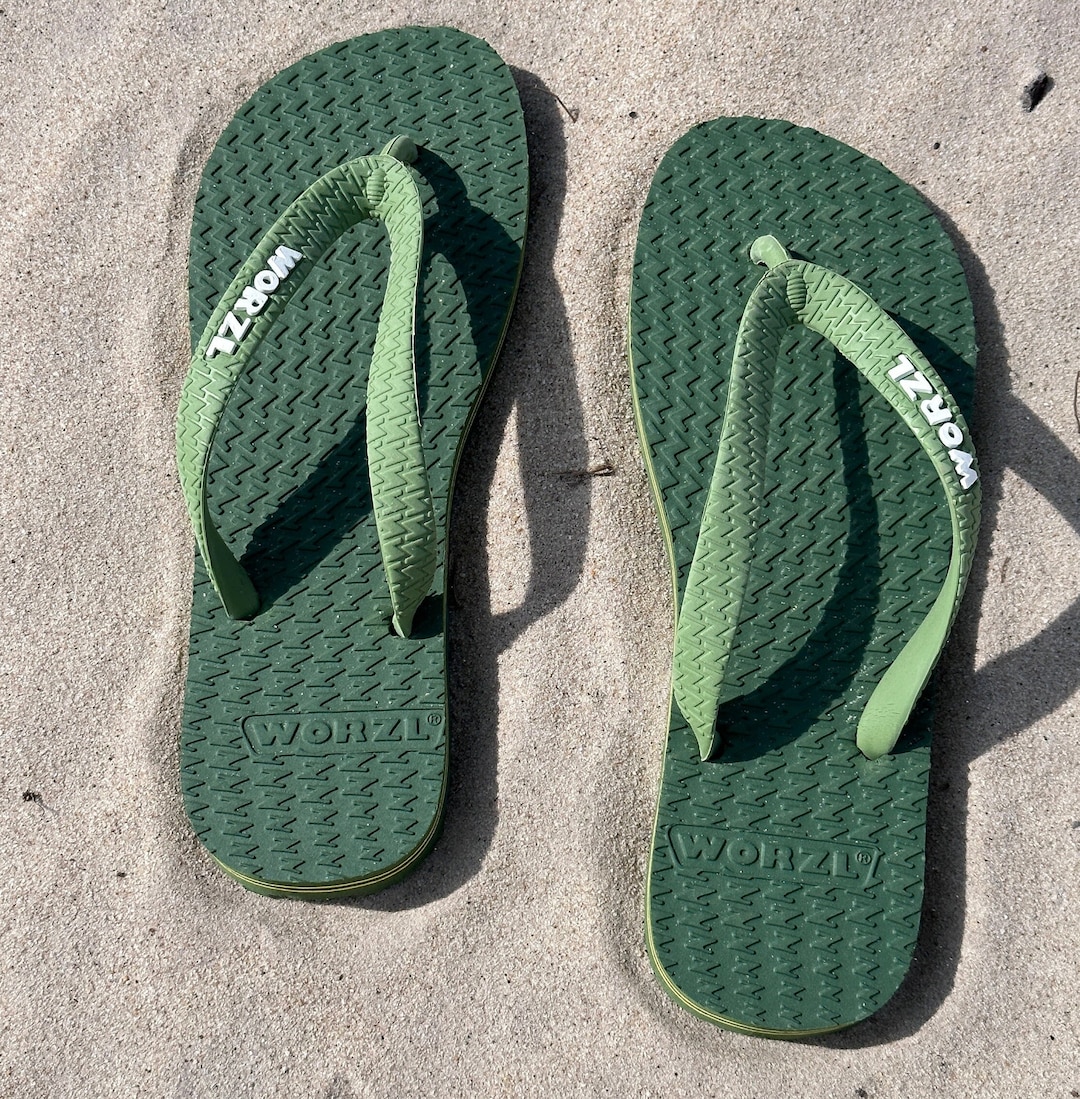 Forest Green Rubber Flip Flops: Handmade Natural Sandals - Etsy