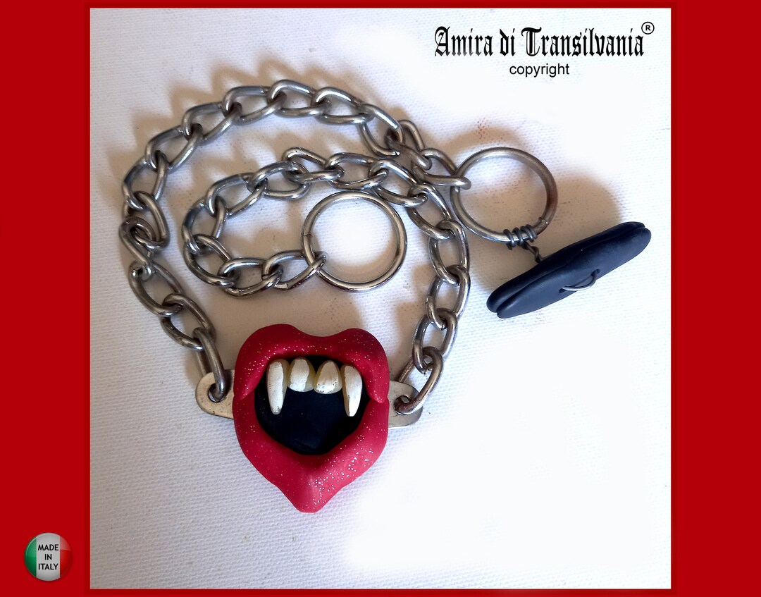 Vampire Kiss Castlevania Necklace, Dracula Transylvania Jewelry, Red ...