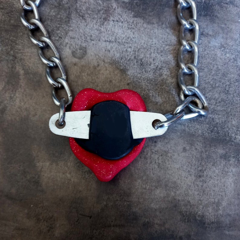 Vampire Kiss Castlevania Necklace, Dracula Transylvania Jewelry, Red ...