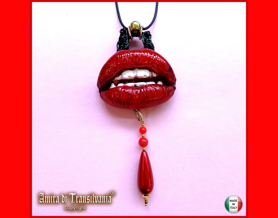 Vampire Kiss Castlevania Necklace, Sexy Lips Hip Hop Chain Amulet ...