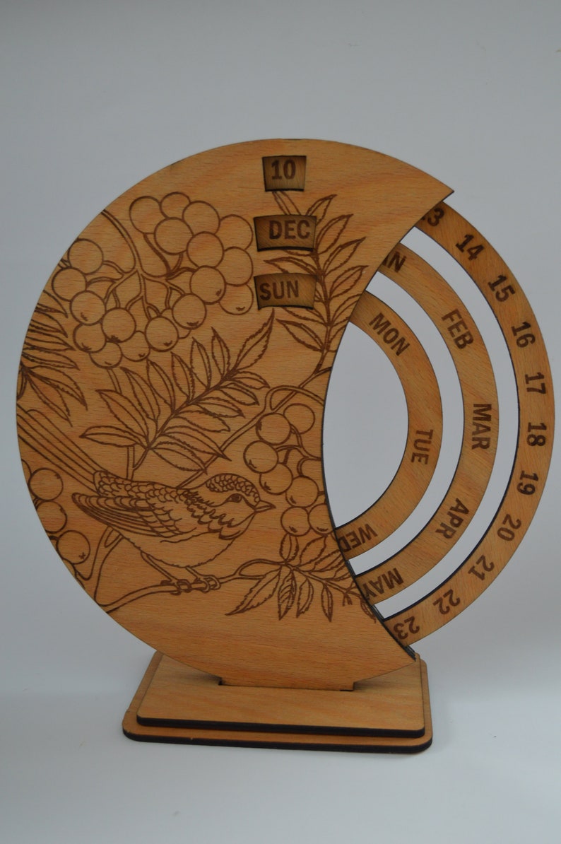 NATURAL WOOD CALENDAR | Perpetual Calendar | Floral Calendar ...