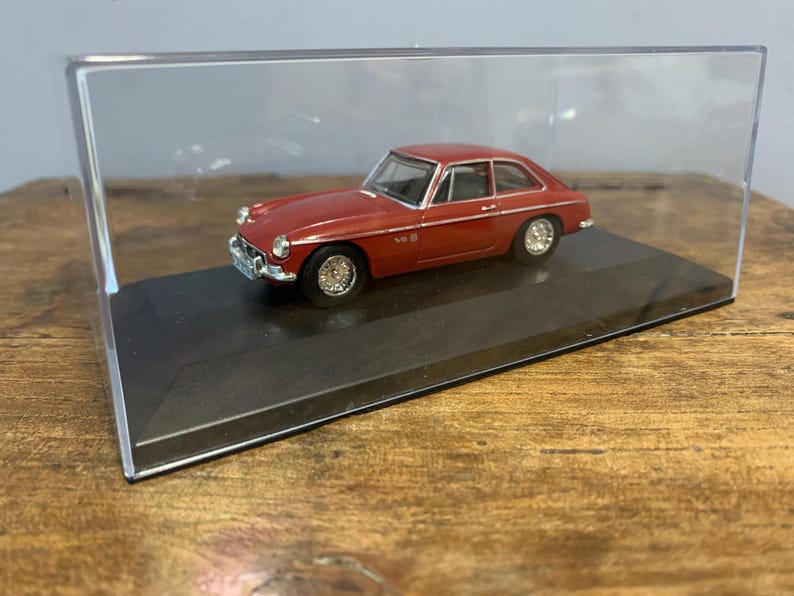 MGB GT 1973 - Mounted in Display Box, 1:43 Scale Model by Dinky, Unique ...