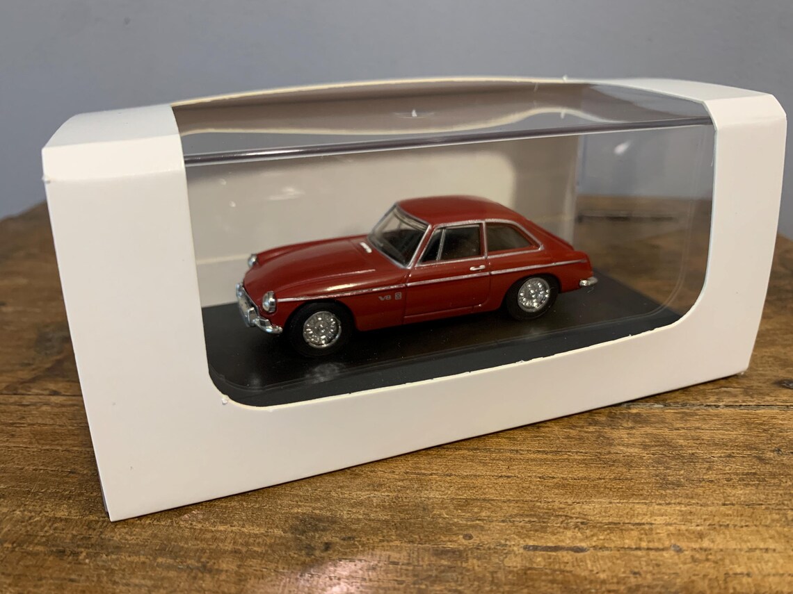 MGB GT 1973 - Mounted in Display Box, 1:43 Scale Model by Dinky, Unique ...