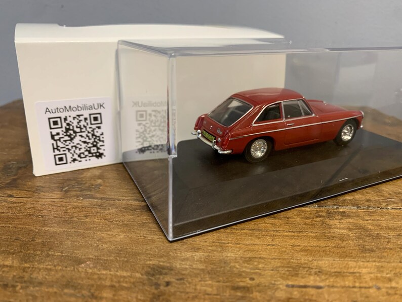 MGB GT 1973 - Mounted in Display Box, 1:43 Scale Model by Dinky, Unique ...