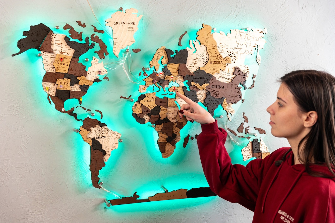 Wooden LED World Map Push Pin Apartment Decor, World Map Wall Art ...