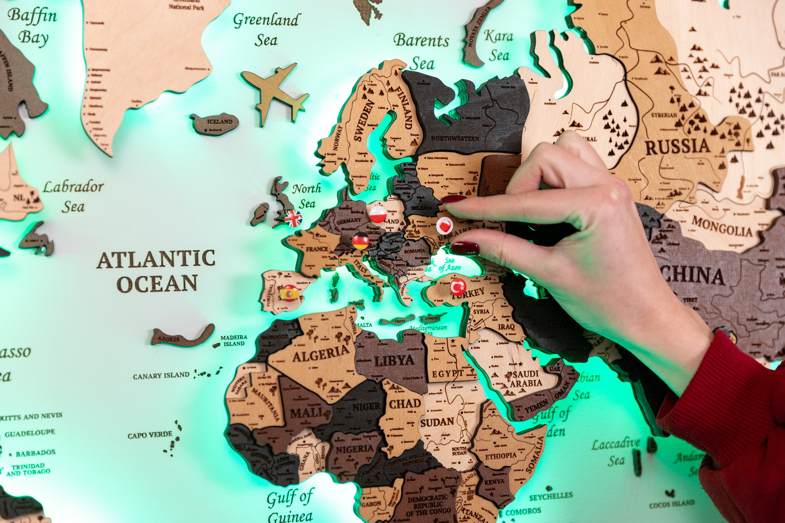 Wood Wall Map Led Backlight, Modern World Map Couples Gift, Adventure ...