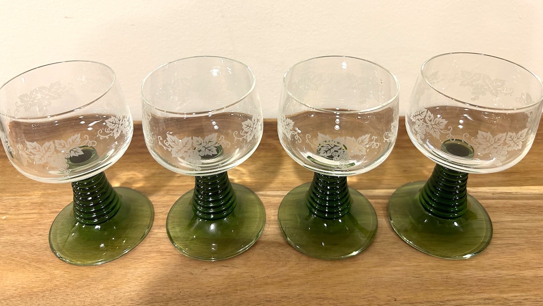 Vintage Etched Glass Green Stemmed Small Goblets (set of 4) - Etsy