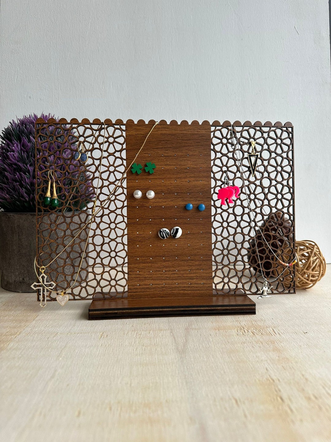 Aesthetic Jewelry Stand With Flowers, Wooden Jewelry Holder, Jewelry ...