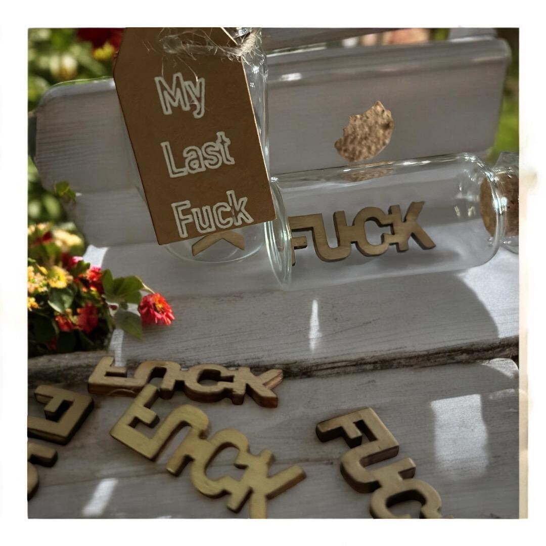 Last Fck to Give Jar: Humorous Adult Novelty Gift, Wooden Word Joke ...