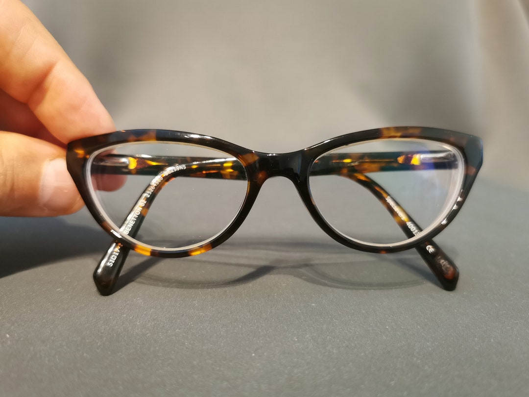 Eyeglasses. Women's Cat's Eye Glasses Specsavers Benetton. Stylish and ...