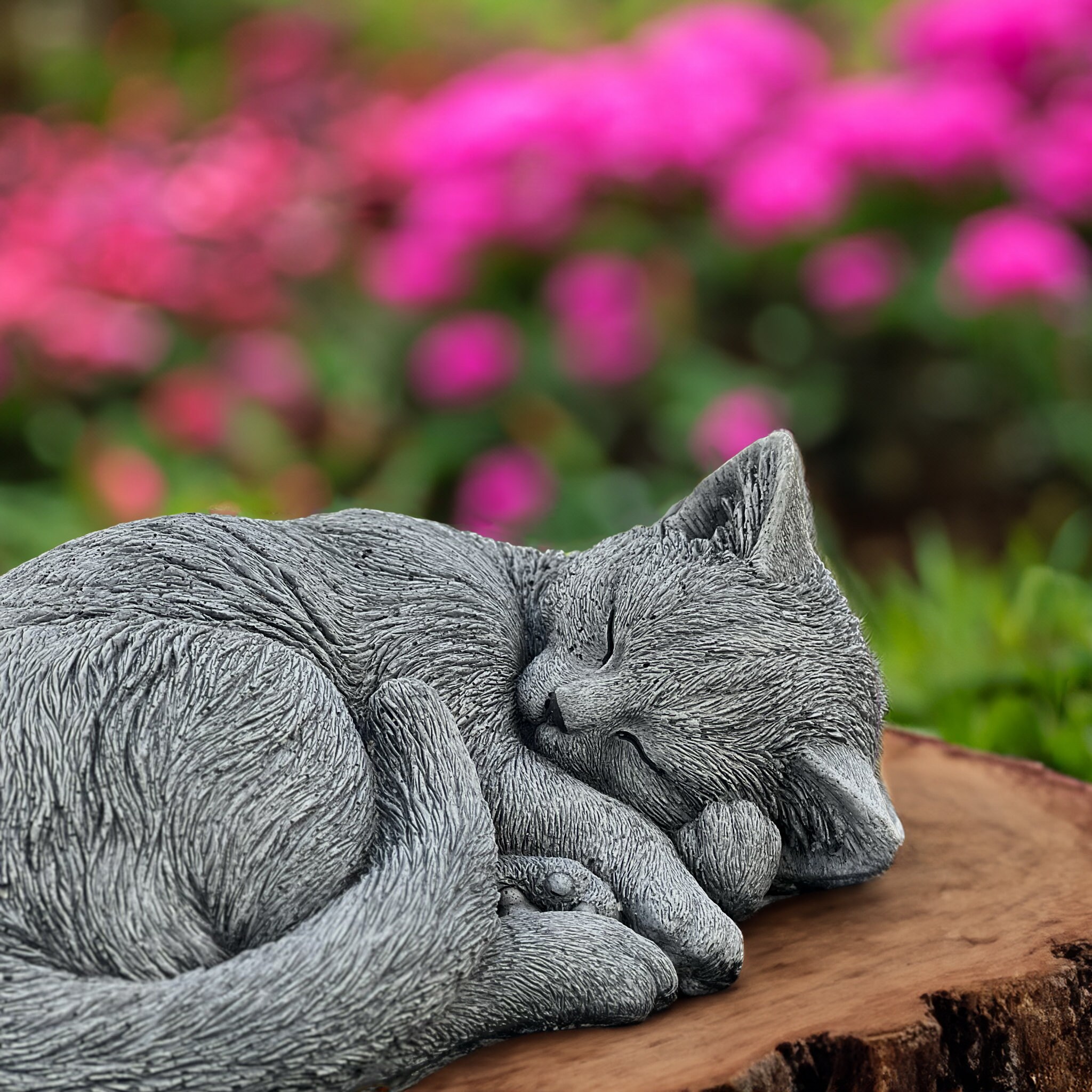 Cute Lying Cat Statue Outdoor Realistic Cat Concrete Cat Sculpture ...