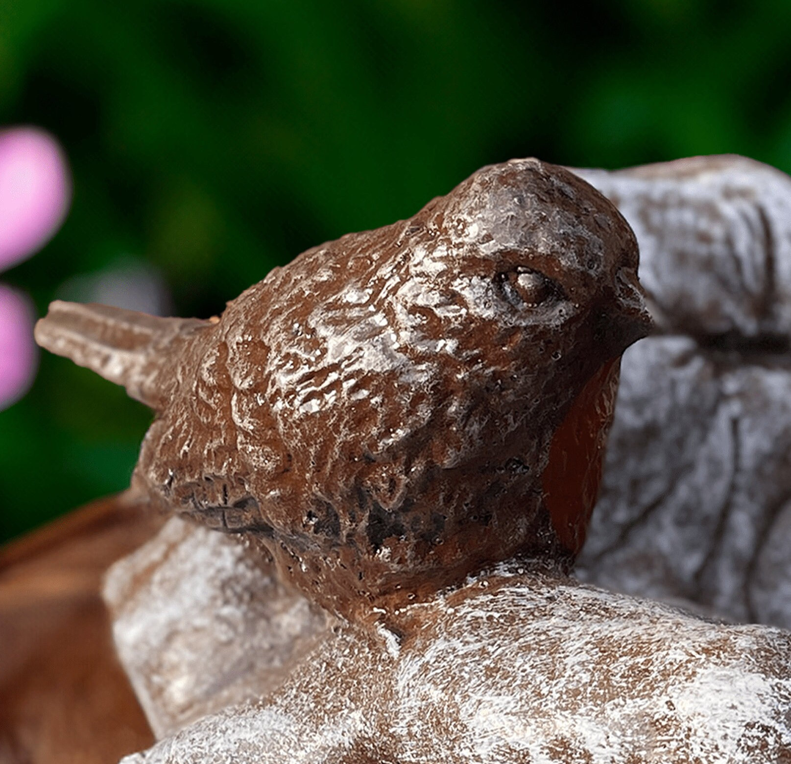 Concrete Robin Sitting on the Hands Statue Cement Fat Bird Statue Stone ...