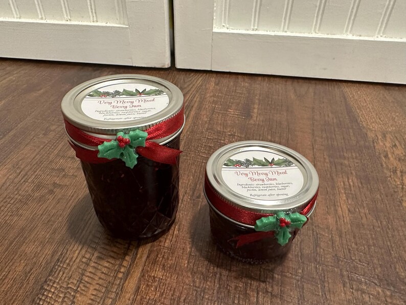 Very Merry Mixed Berry Jam 4 Oz - Etsy