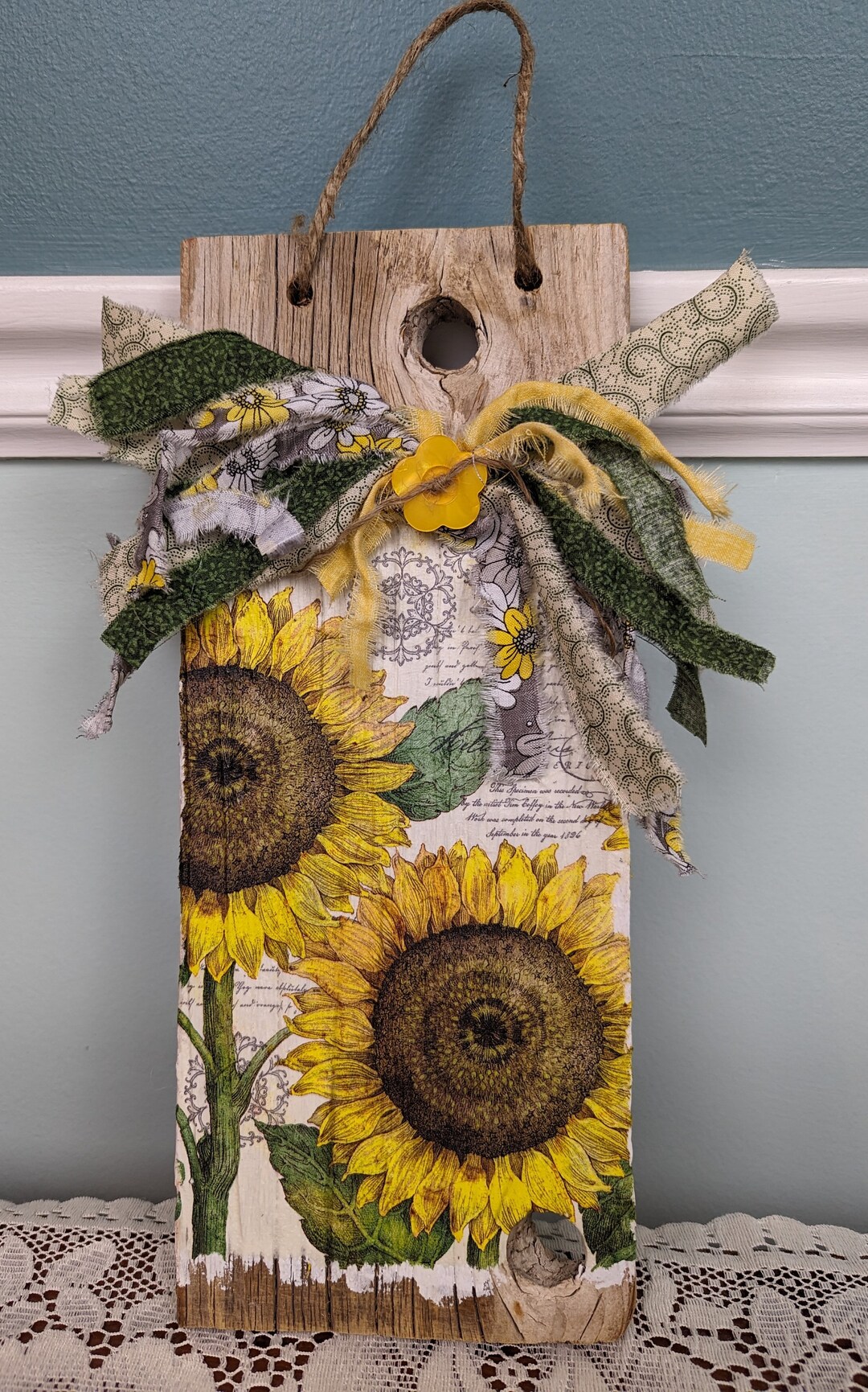 Repurposed Wood Sunflower Sign With Rag Bow. Old Wood Sign. Summer Fun ...