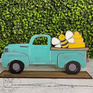 TINY HONEY BEE Insert, Interchangeable Flower Basket, Flowerpot, Market ...