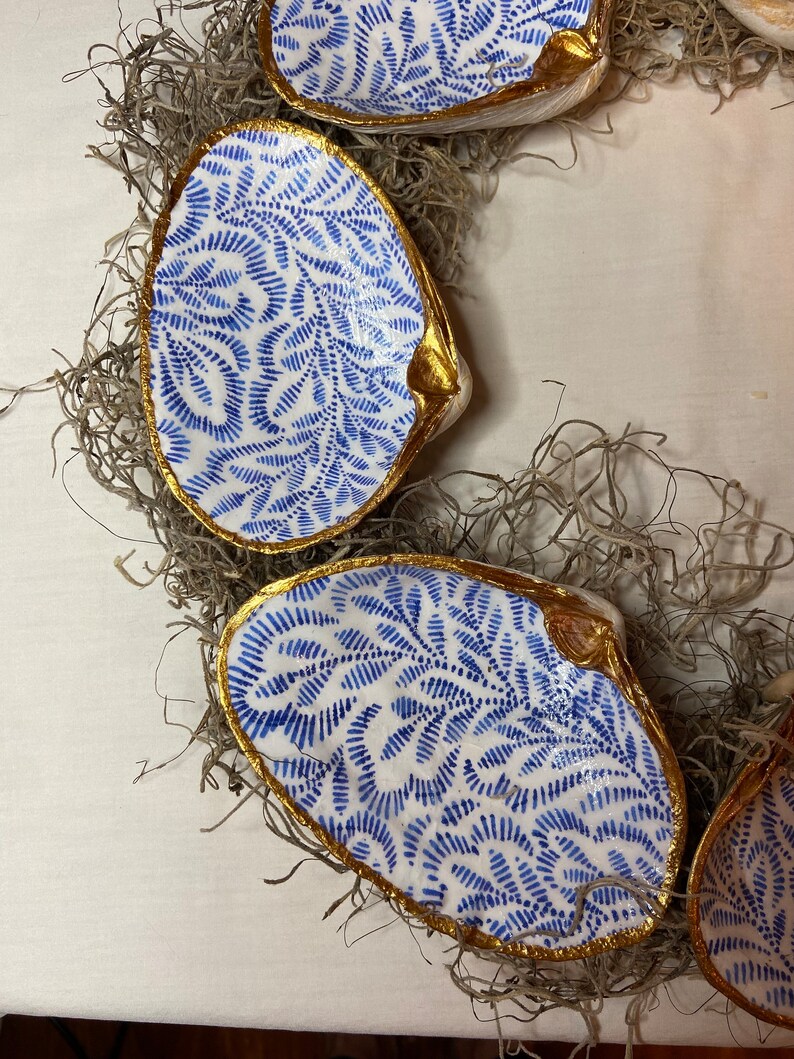 Clam Shell Wreath, 12” Wreath, Decoupage, Decoupaged Clam Shells, Blue ...
